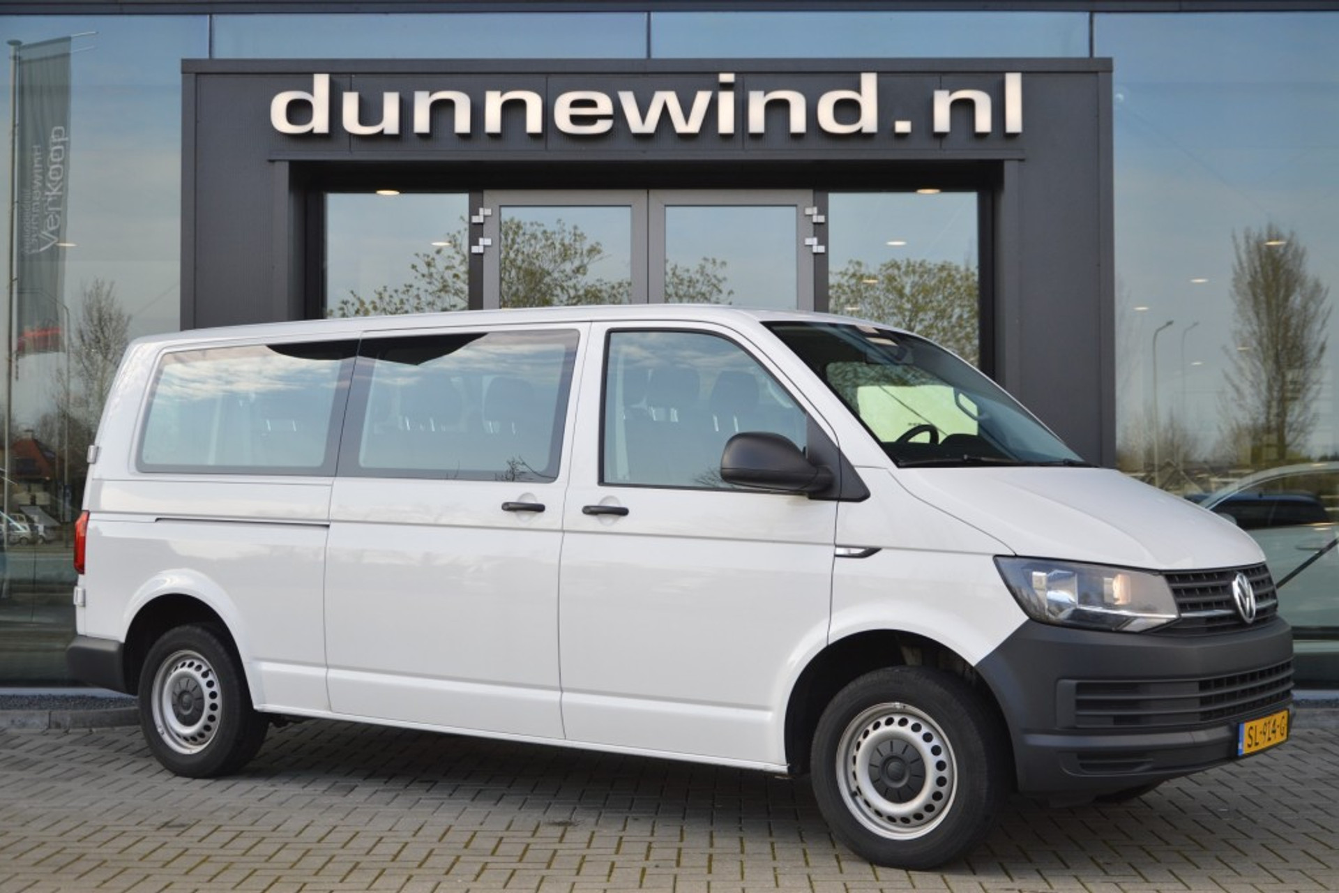Volkswagen-Transporter-9-Persoons, Lang, Airco,-kopen in Ommen